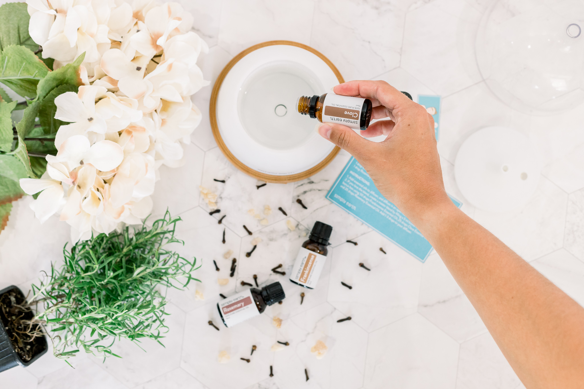 Feel Good Morning Essential Oil Diffuser Blend - Simply Earth Blog