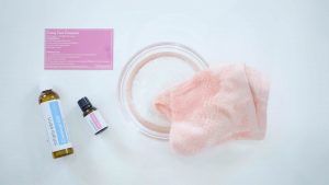 How to Relieve Period Cramps Fast Using Essential Oil Compress