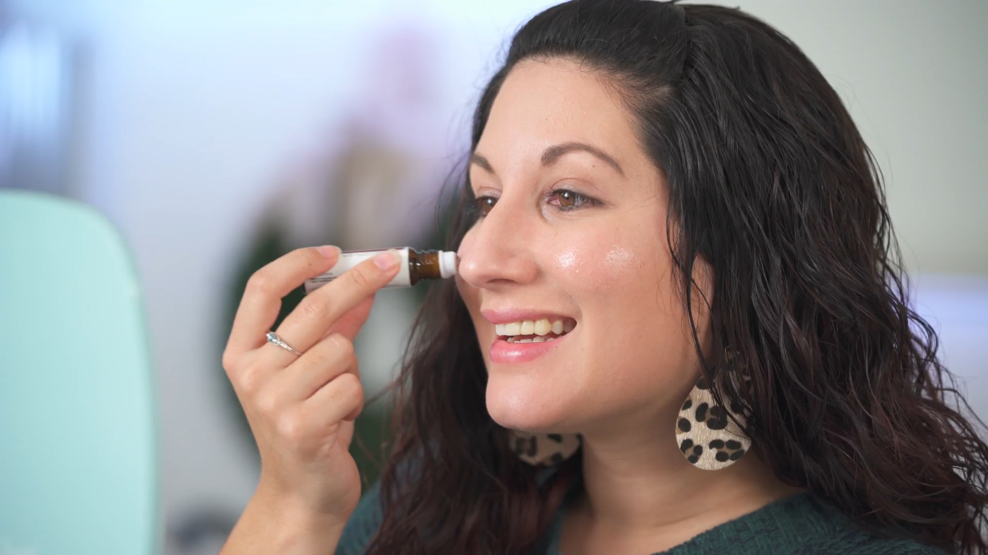 Beautiful Skin Roll-On: A Homemade Acne Treatment - Simply Earth Blog
