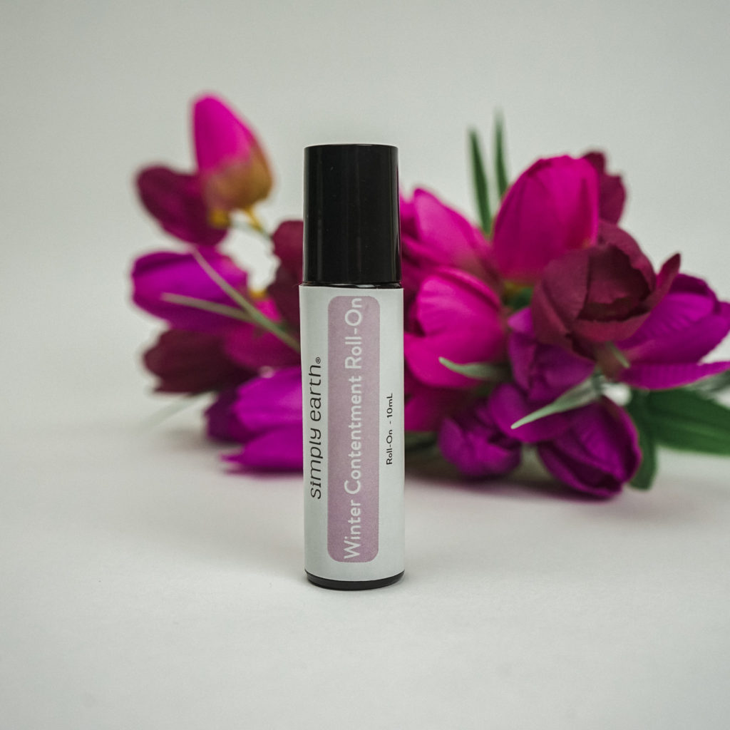 Essential Oil Roll-On Using Uplifting Essential Oils - Simply Earth Blog