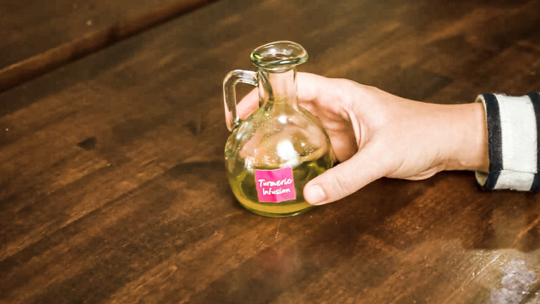 Turmeric Infusion: A Versatile Oil for Various Recipes - Simply Earth Blog