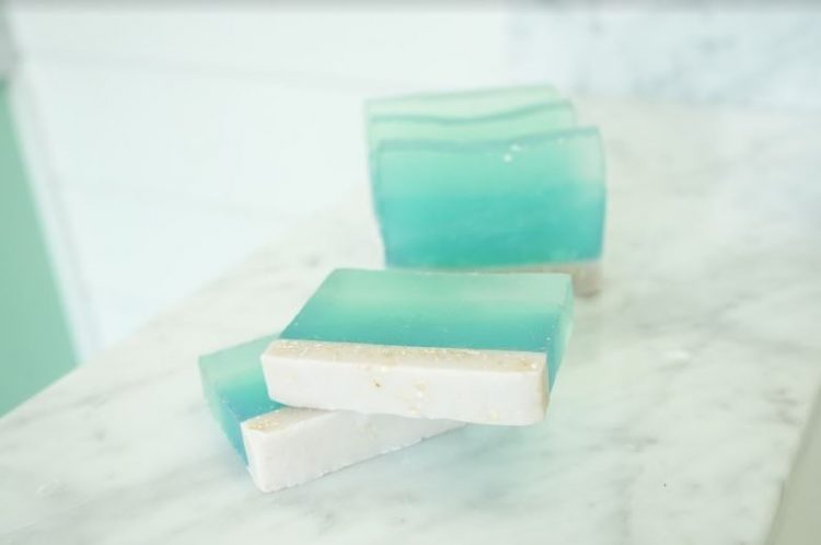 Fresh Coast Melt & Pour Soap Recipe - Simply Earth Blog