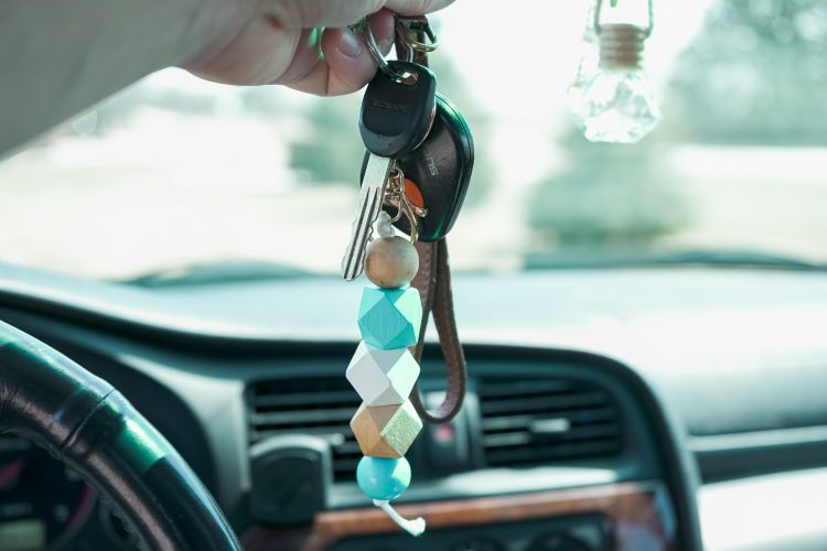 DIY Keychain Essential Oil Diffuser - Simply Earth Blog