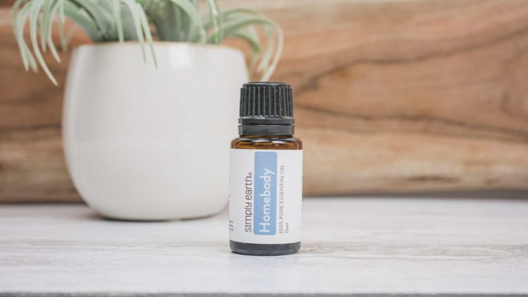 Amyris Essential Oil Benefits, Uses, & Recipes - Simply Earth Blog