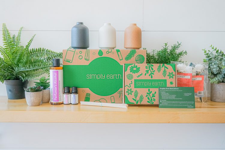 The Best Ingredients for DIY Reed Diffusers - Simply Earth Blog