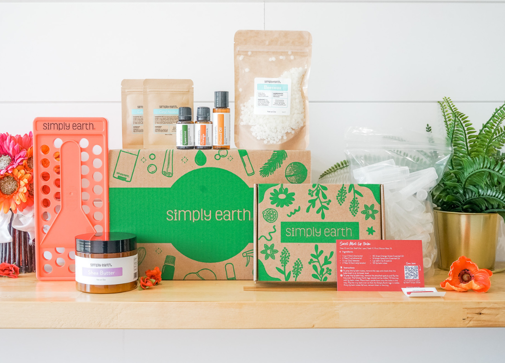 Best Essential Oils for DIY Lip Balm - Simply Earth Blog